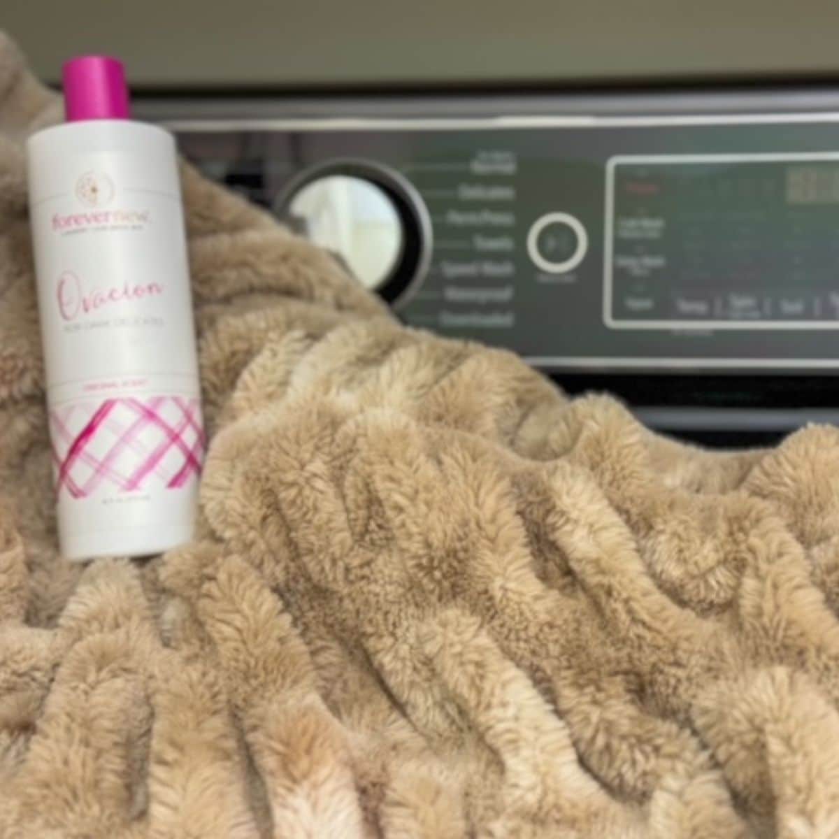 How to Wash Minky Blankets Without Ruining-Easy Instructions - Frugally ...